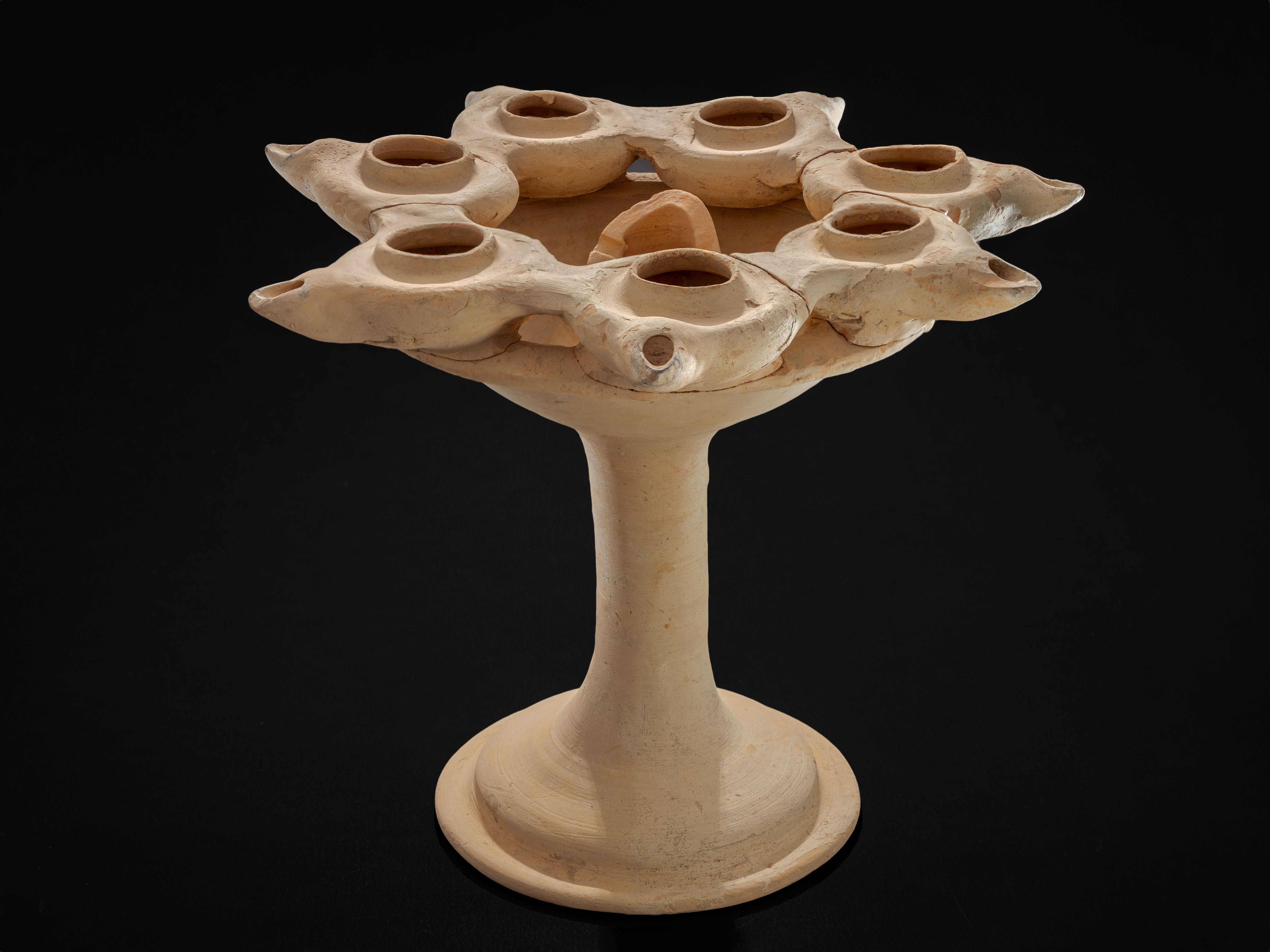 A Candelabra and Roman Tombs Full of Hippies – Concordia CMLL Study Tour